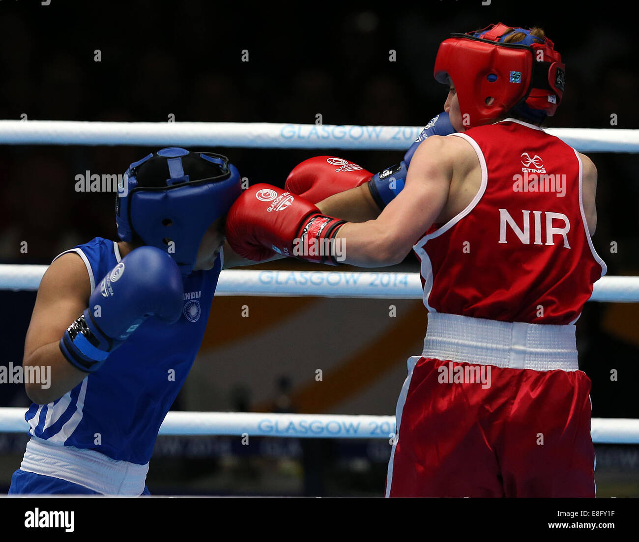 Michaela Walsh (NIR) (Red) beats Pinki Rani (IND) (Blue) - Semi Final ...