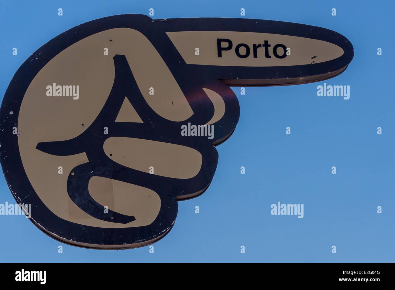 Hand-shaped sign indicating the direction of a port/harbour Stock Photo ...