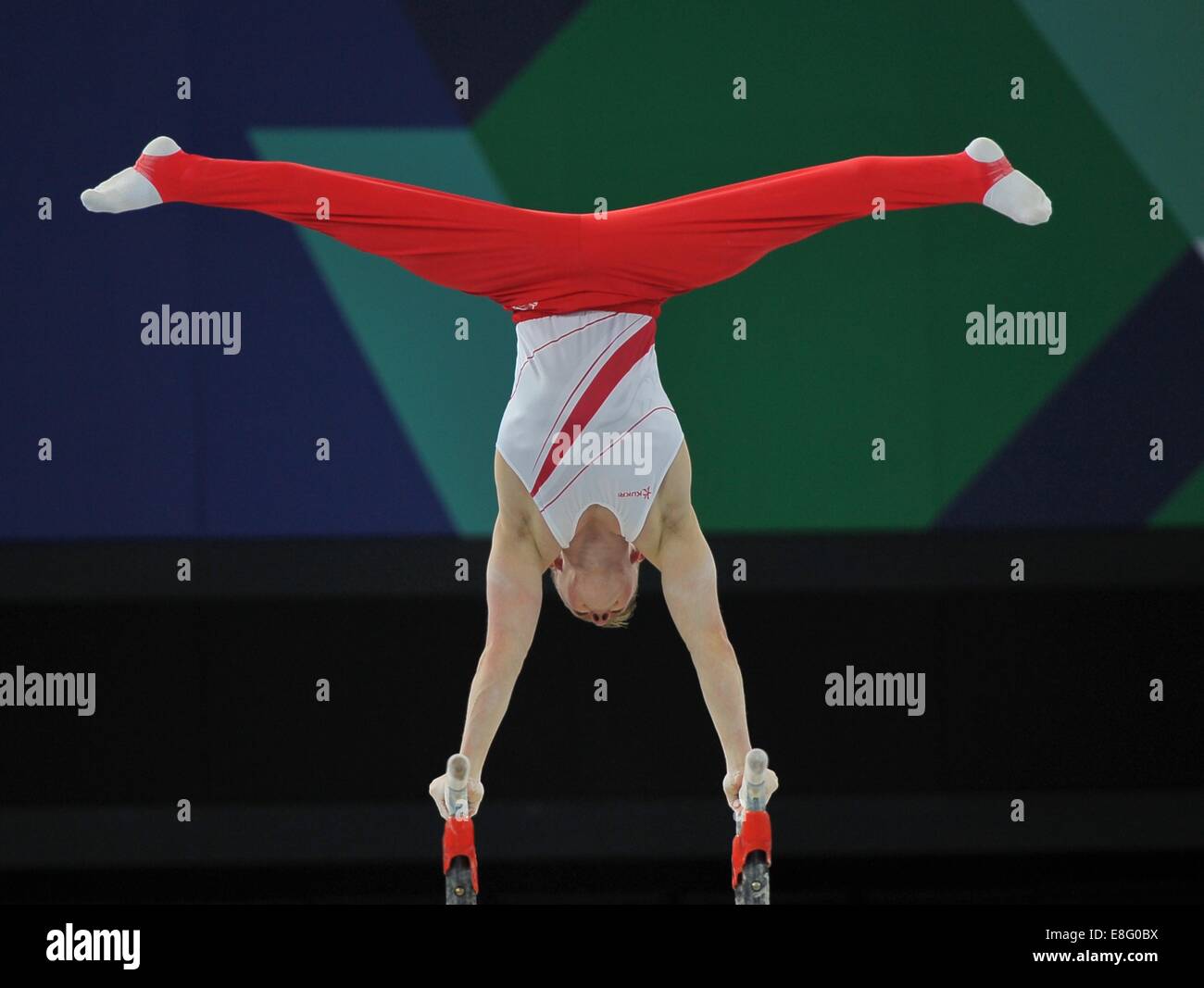 Nile Wilson (ENG). Mens Team final. Parallel Bars. Artistic Gymnastics ...