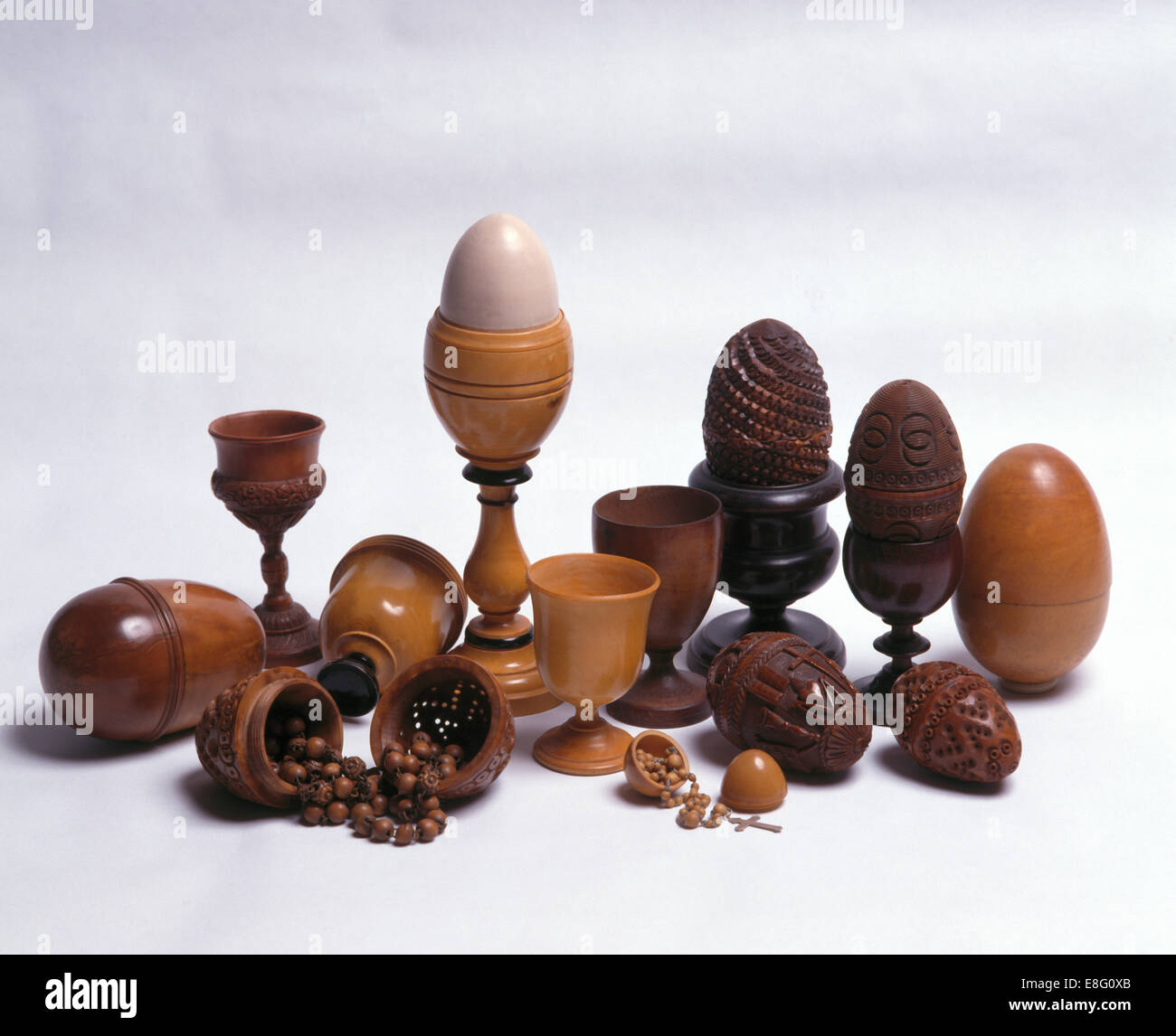 Vintage egg collection hi-res stock photography and images - Alamy