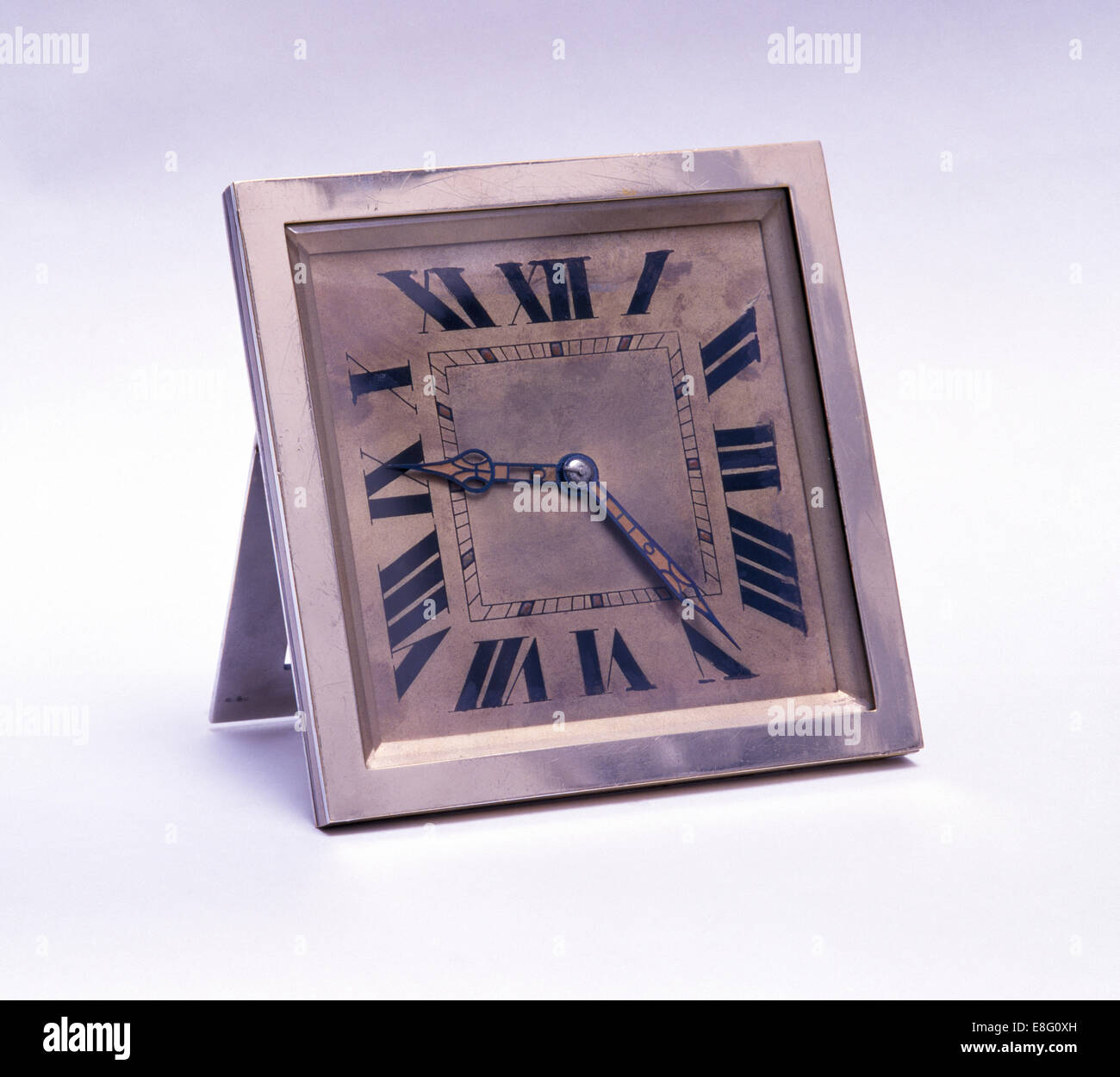Chrome art deco clock hi-res stock photography and images - Alamy