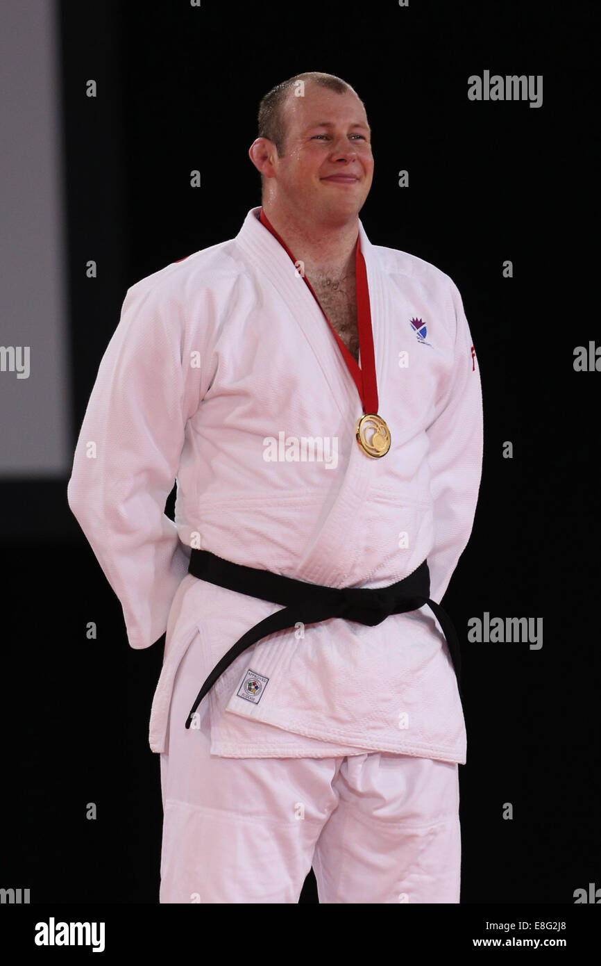 Medal Ceremony. Christopher Sherrington (SCO) Gold Medal - Judo -100kg ...
