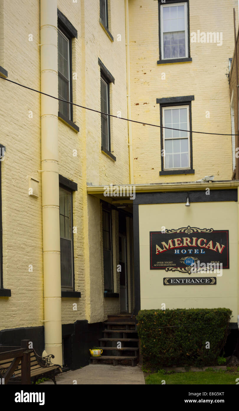 Hotel room signs hi-res stock photography and images - Alamy
