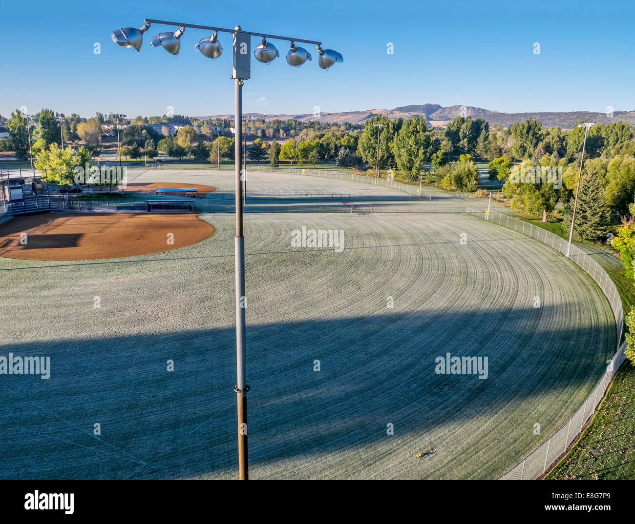 Empty sport fields hi-res stock photography and images - Alamy