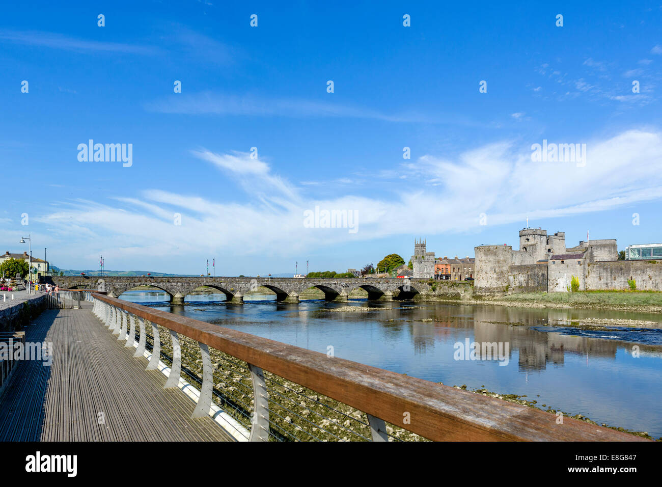King John's Castle, Thomond Bridge and River Shannon from Clancy's ...