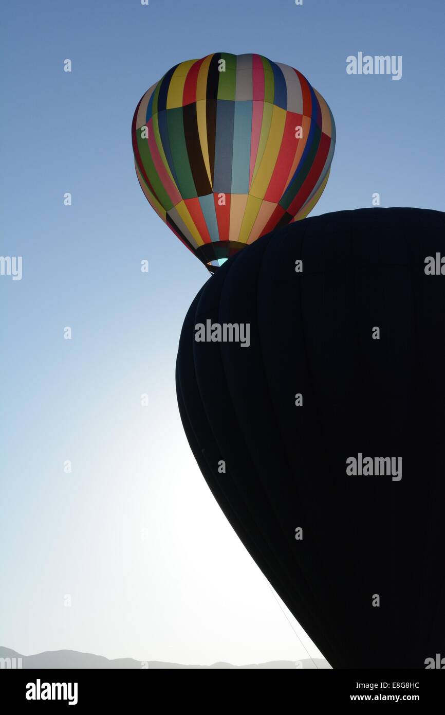 Sandia mountains balloon hi-res stock photography and images - Alamy