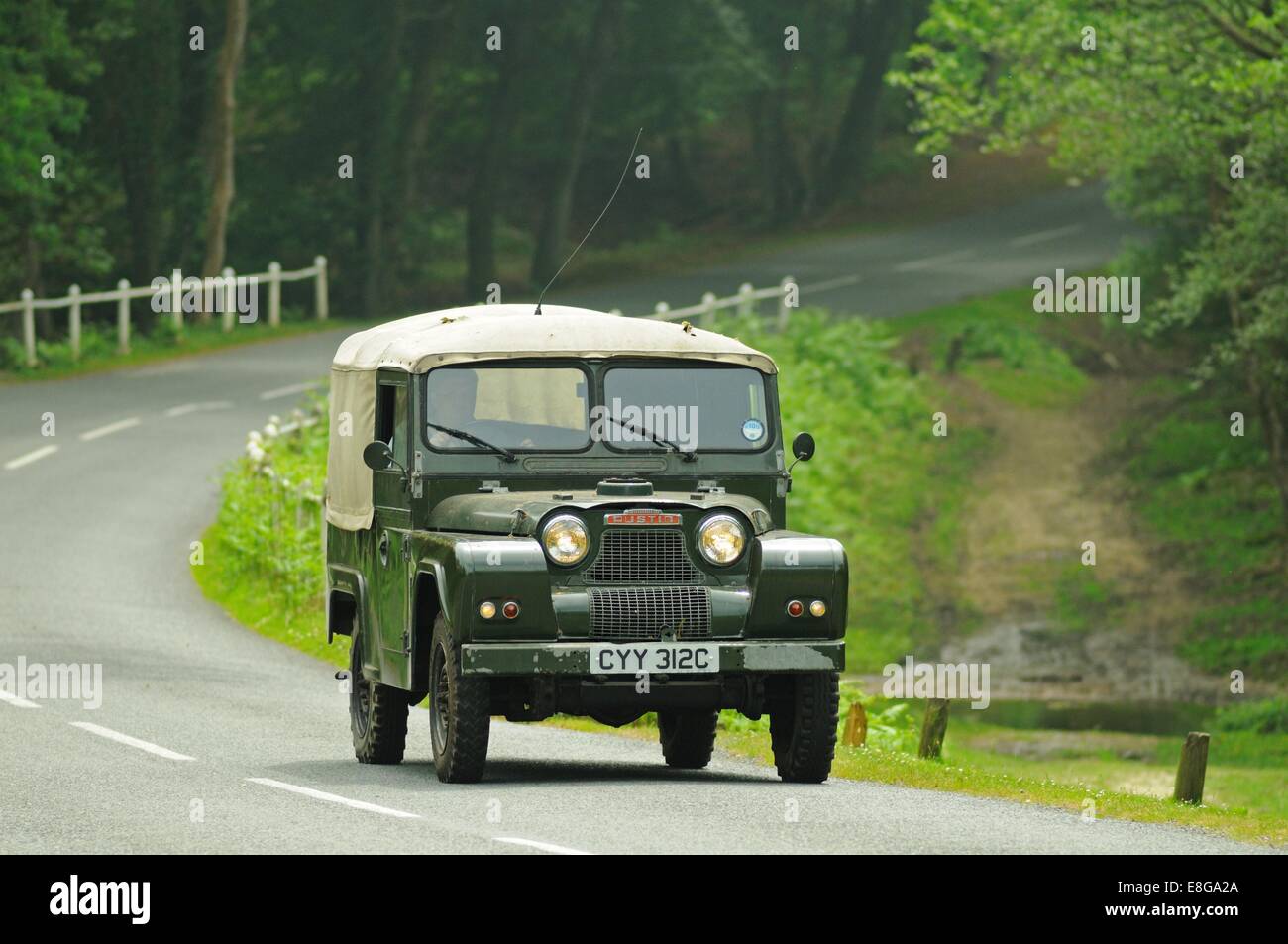Vintage austin truck hi-res stock photography and images - Alamy