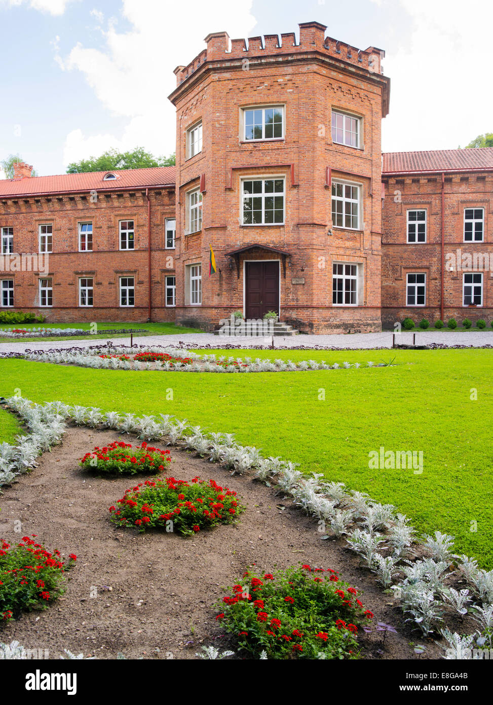 Raudone castle hi-res stock photography and images - Alamy