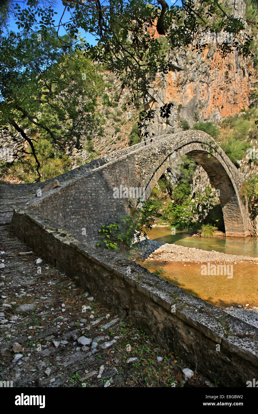 Bridge greece hi-res stock photography and images - Alamy