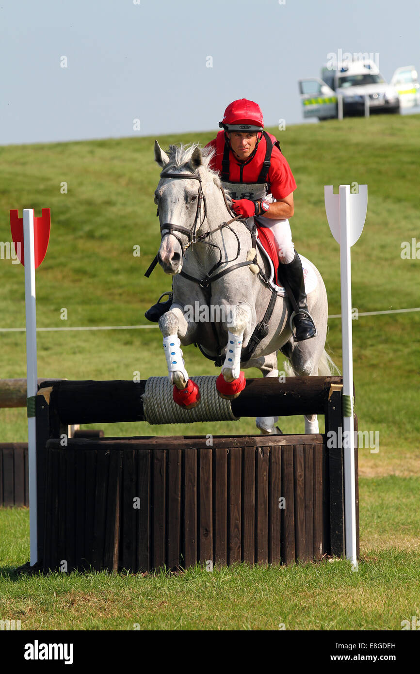 Paul Tapner on Kilronan at Barbury Castle Horse Trials 2013 Stock Photo - Alamy