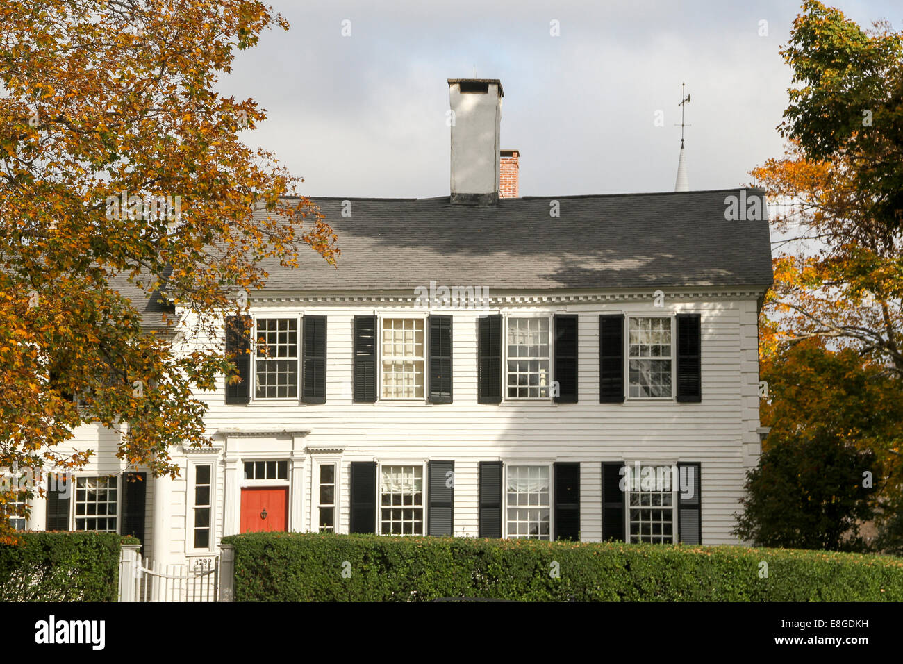 Home autumn hi-res stock photography and images - Alamy
