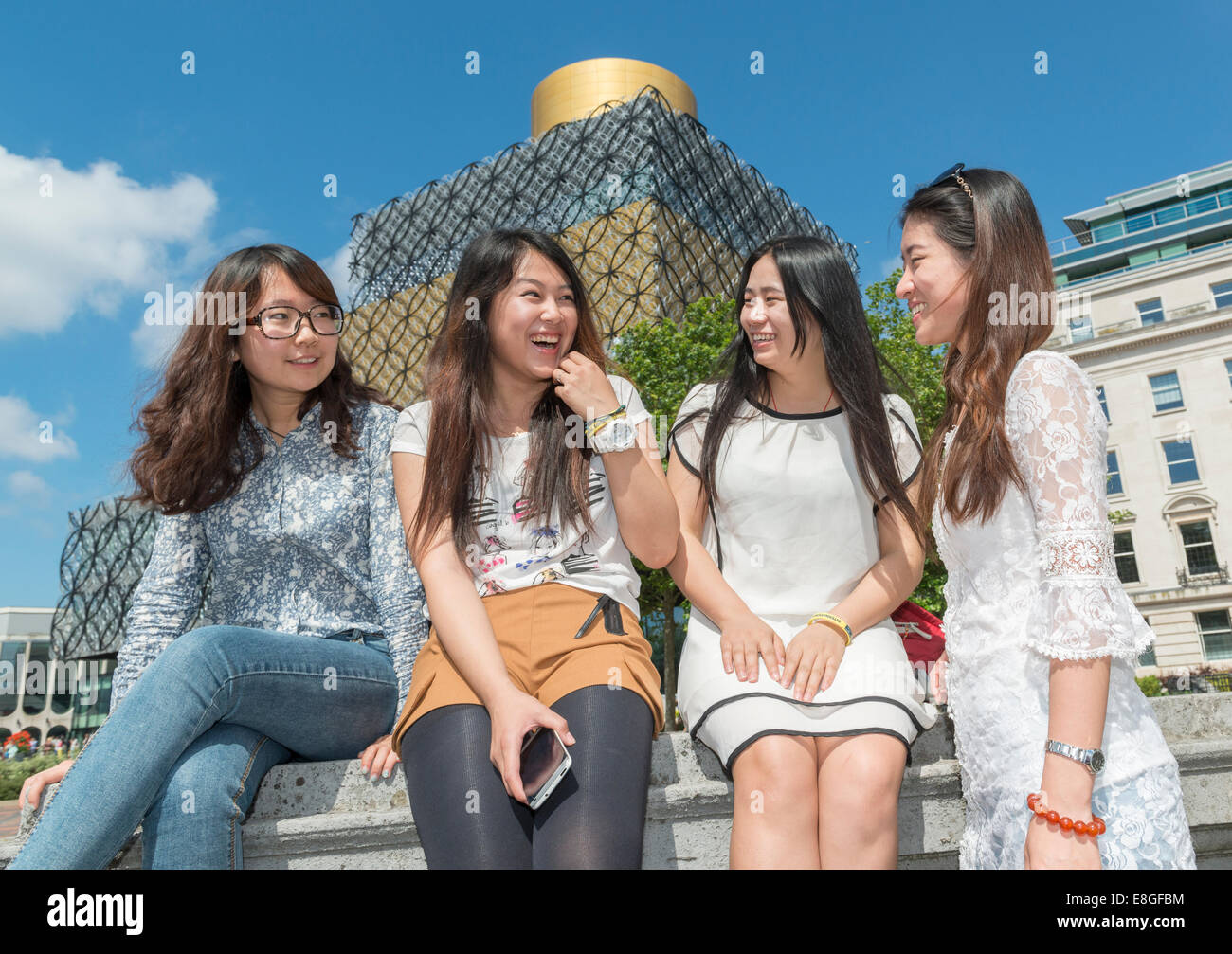 University students hi-res stock photography and images - Alamy