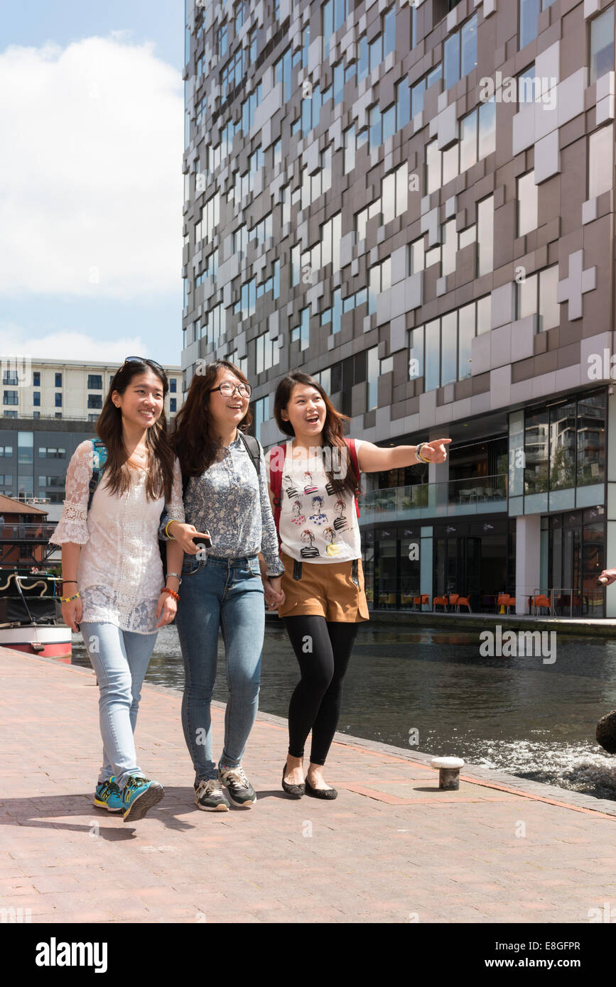 International Chinese University students Stock Photo - Alamy