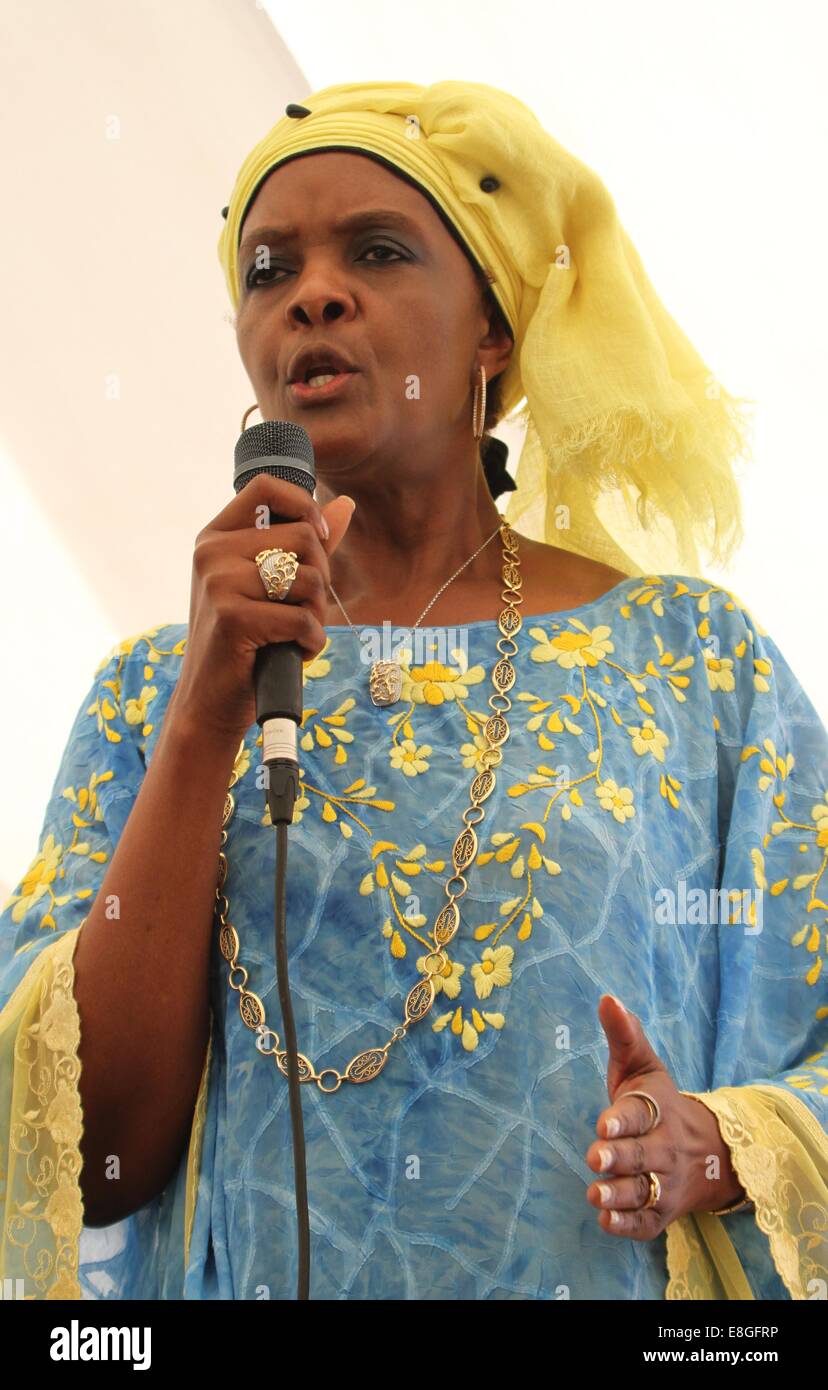 Mazowe, Zimbabwe. 7th Oct, 2014. Zimbabwe's First Lady Grace Mugabe ...