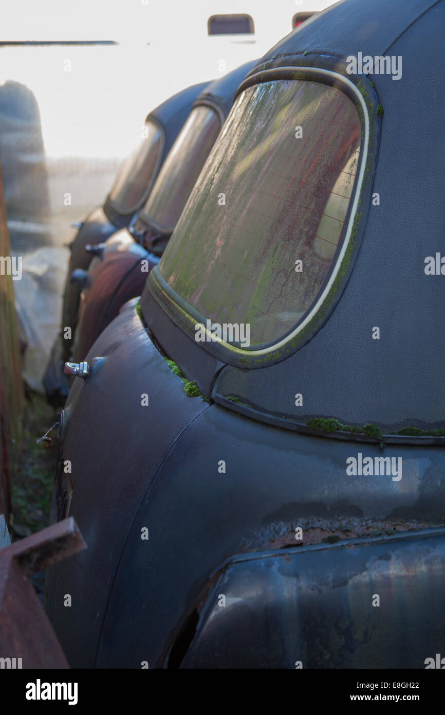 Dumped taxi hi-res stock photography and images - Alamy
