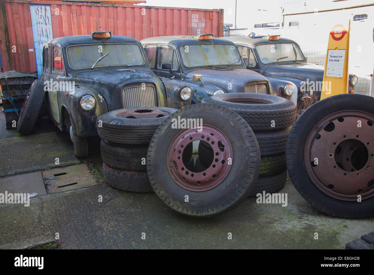 Dumped taxi hi-res stock photography and images - Alamy