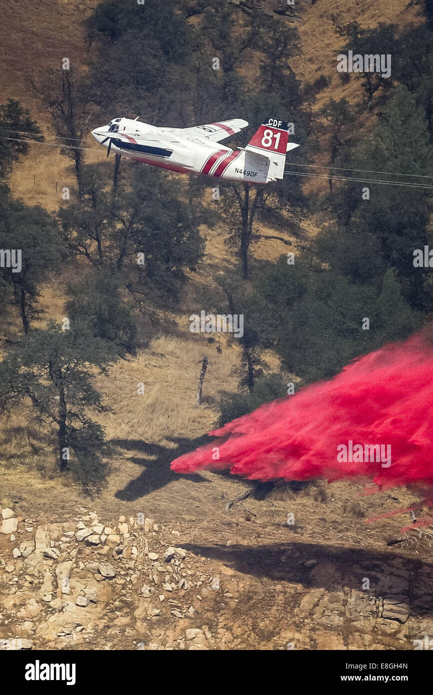 Air tanker retardant cal fire hi-res stock photography and images - Alamy