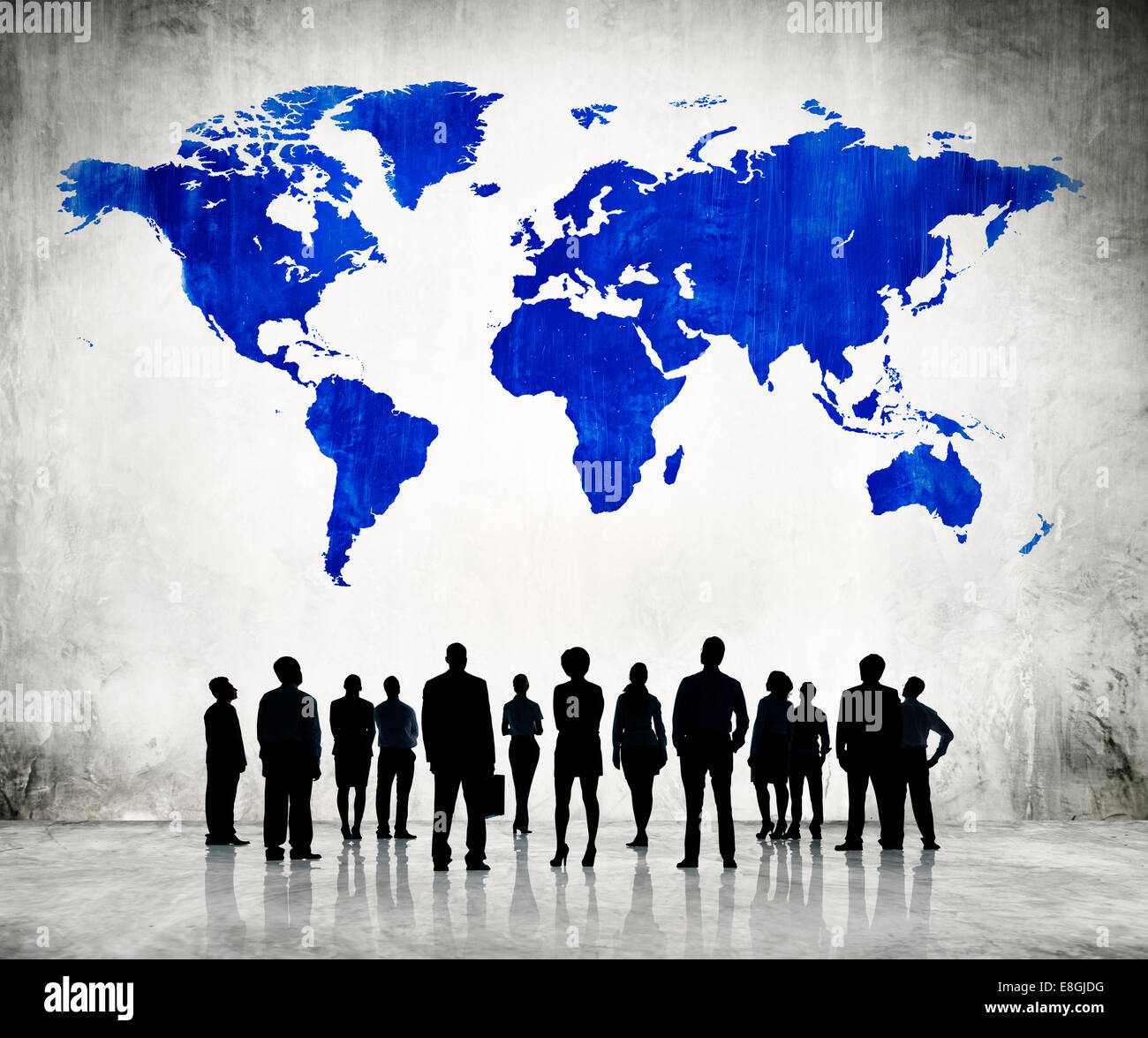 Business people standing world map hi-res stock photography and images ...