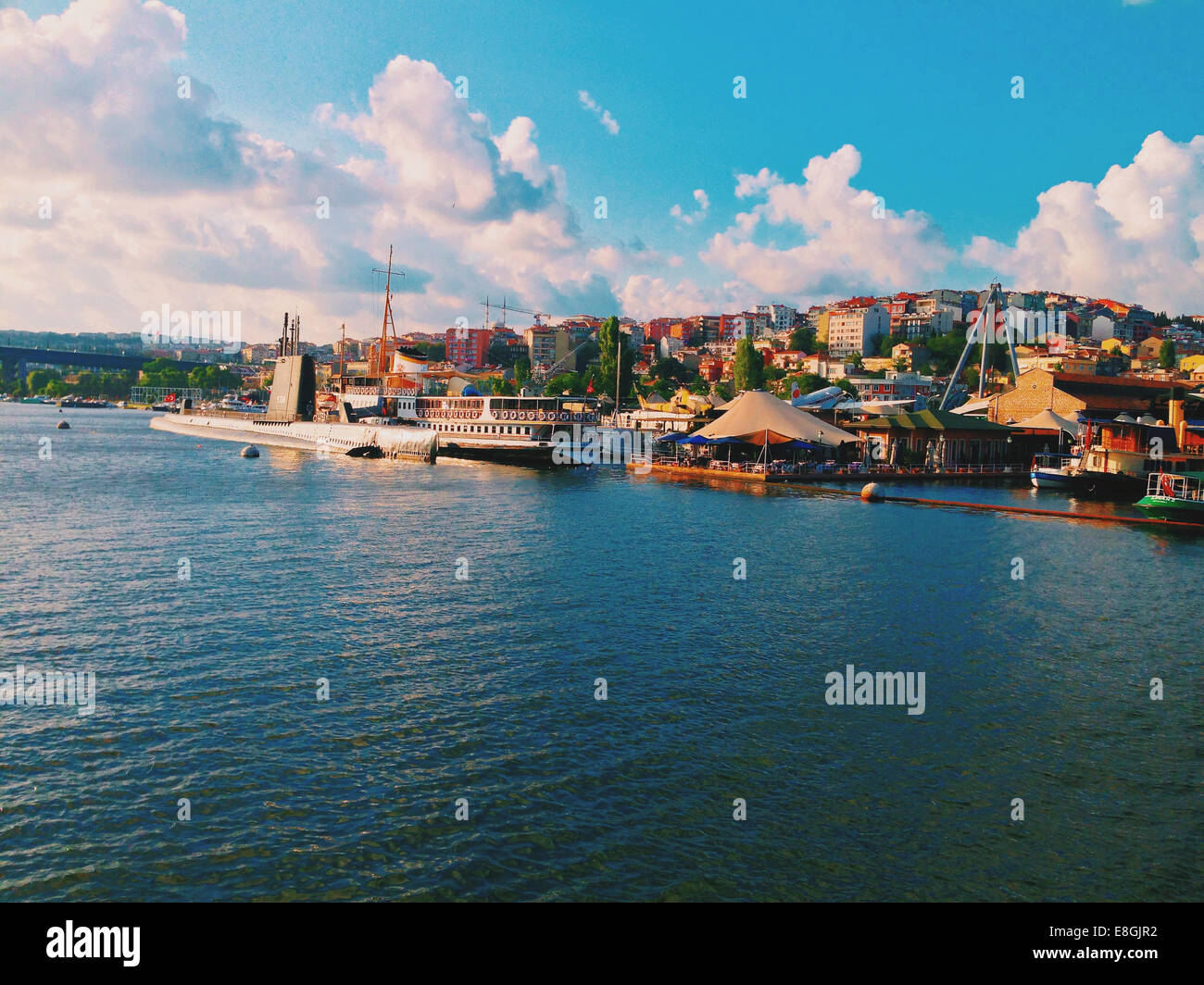 Harbor istanbul turkey hi-res stock photography and images - Alamy