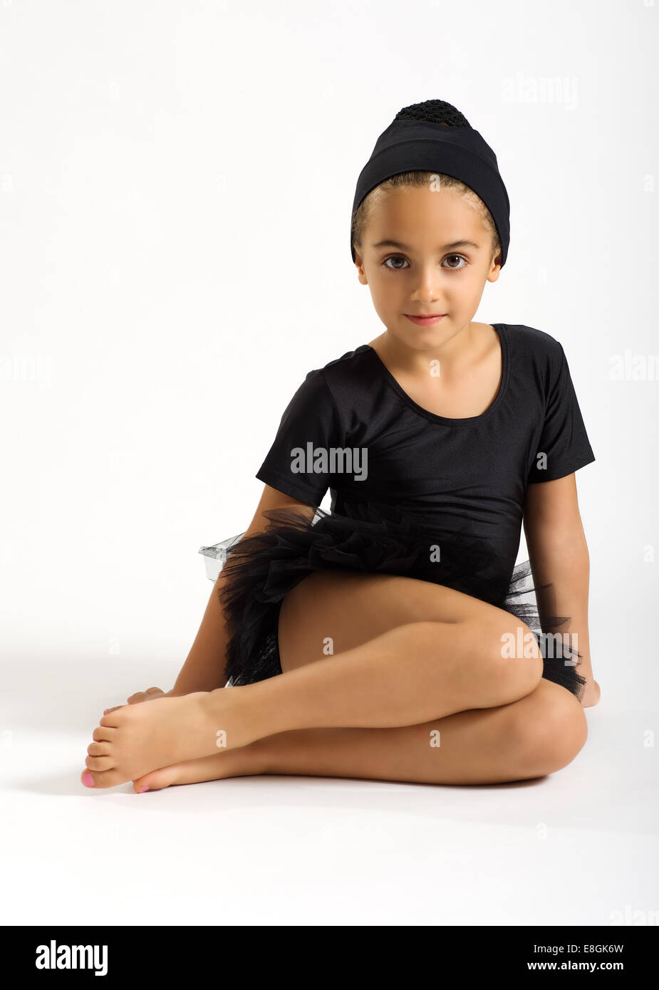 Preteen Girl Barefoot High Resolution Stock Photography and Images - Alamy