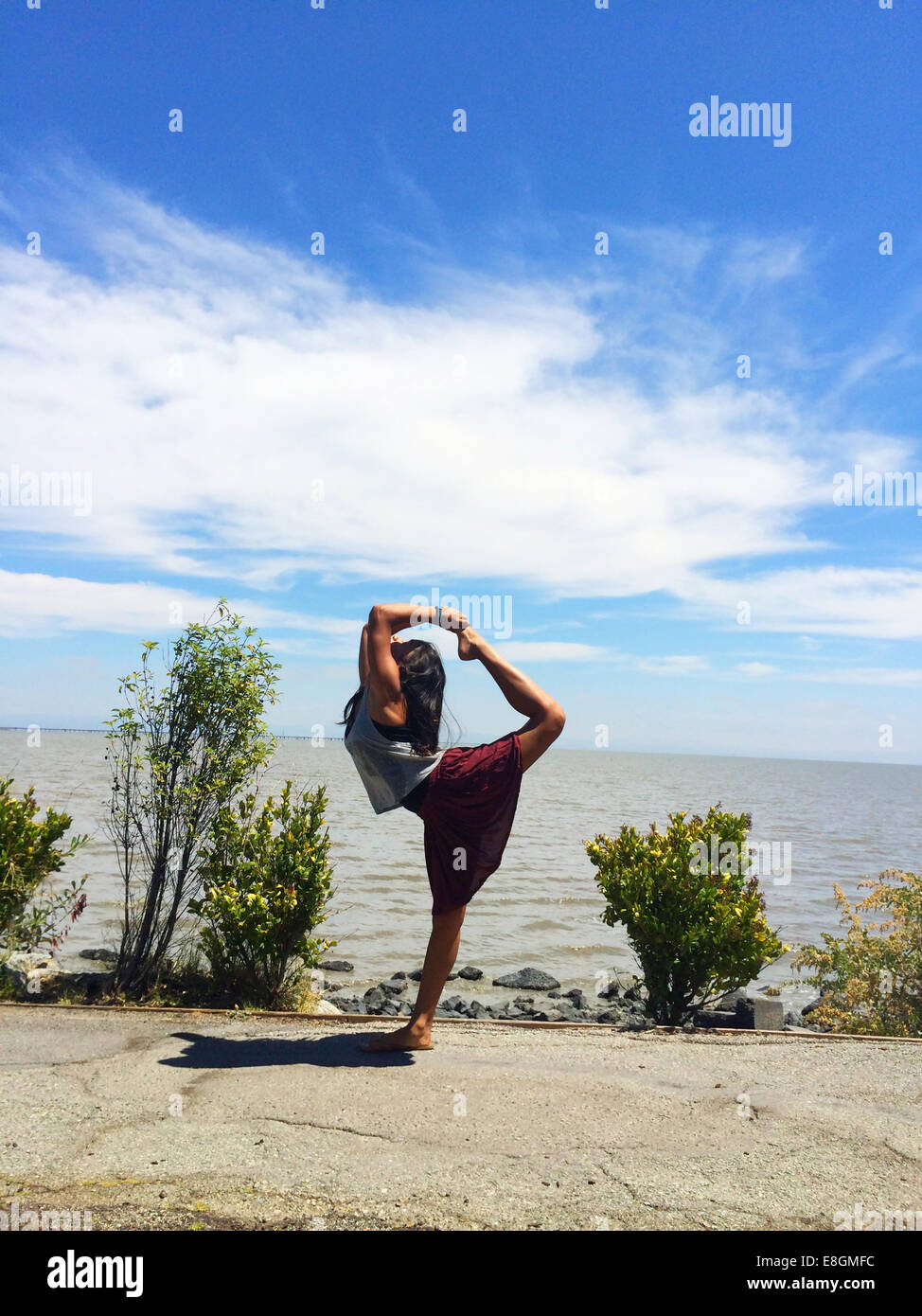 People Standing Bow High Resolution Stock Photography and Images - Alamy
