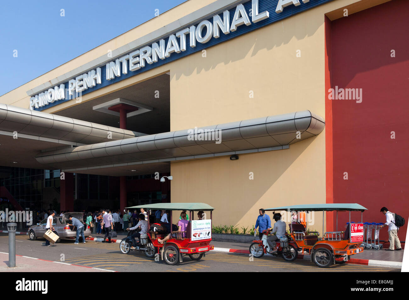 Entrance to Phnom Penh International airport, Cambodia Stock Photo - Alamy