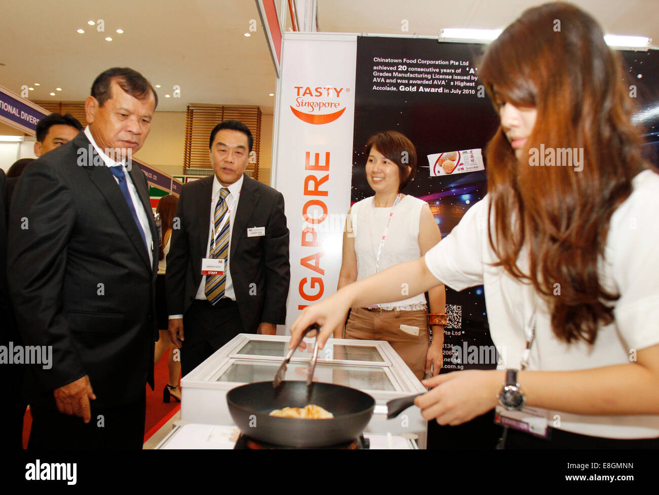 Cambodian minister of tourism hi-res stock photography and images - Alamy