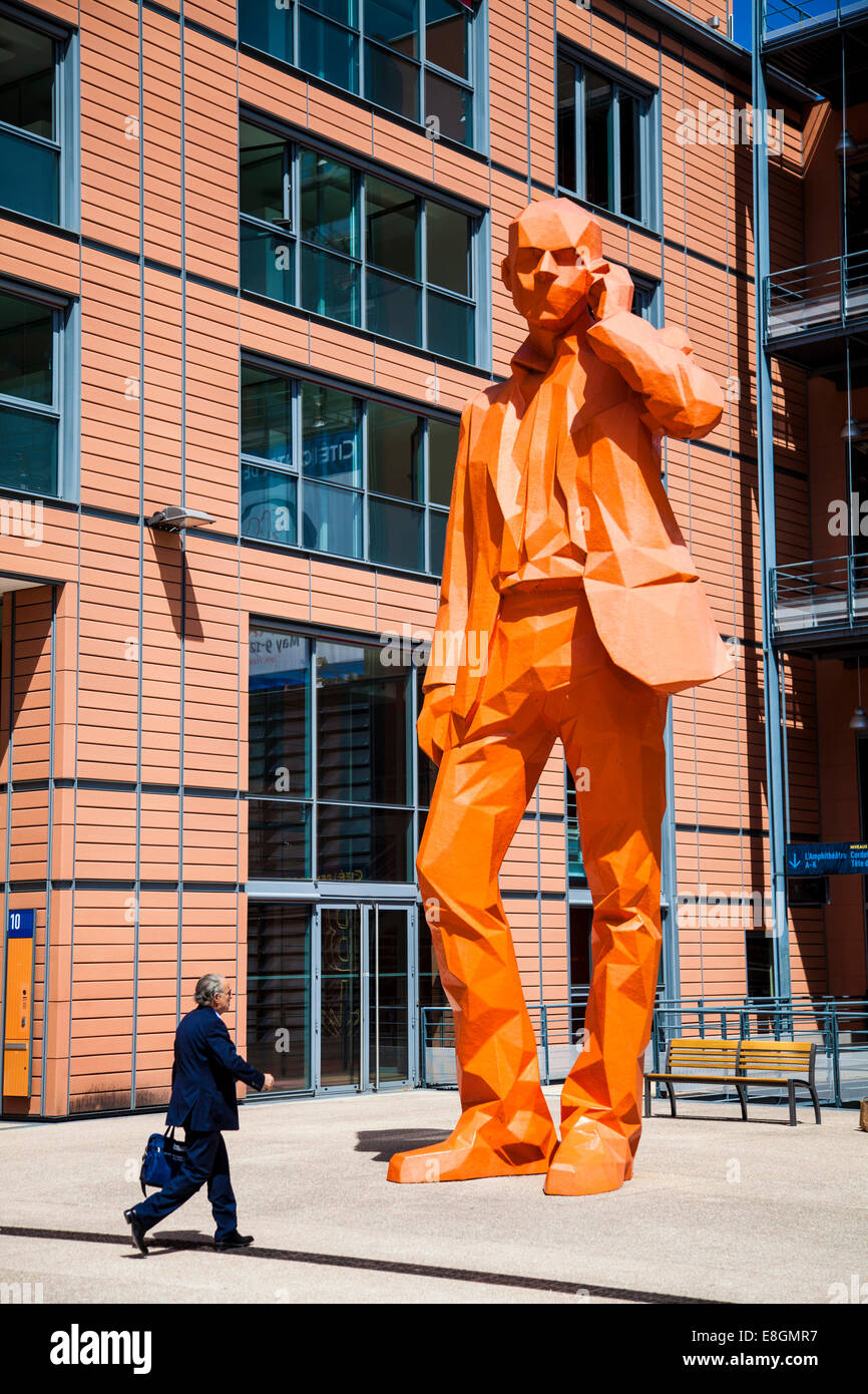 Statue at Palais des Congrès de Lyon, Lyon Convention Center, by ...