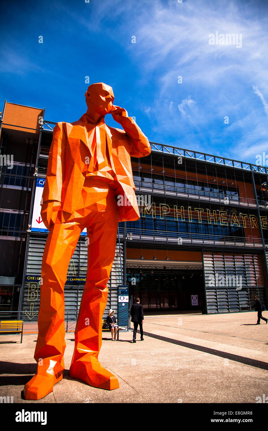 Statue at Palais des Congrès de Lyon, Lyon Convention Center, by ...