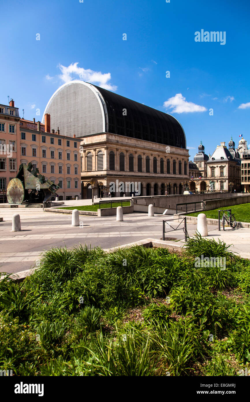 Lyon building hi-res stock photography and images - Alamy