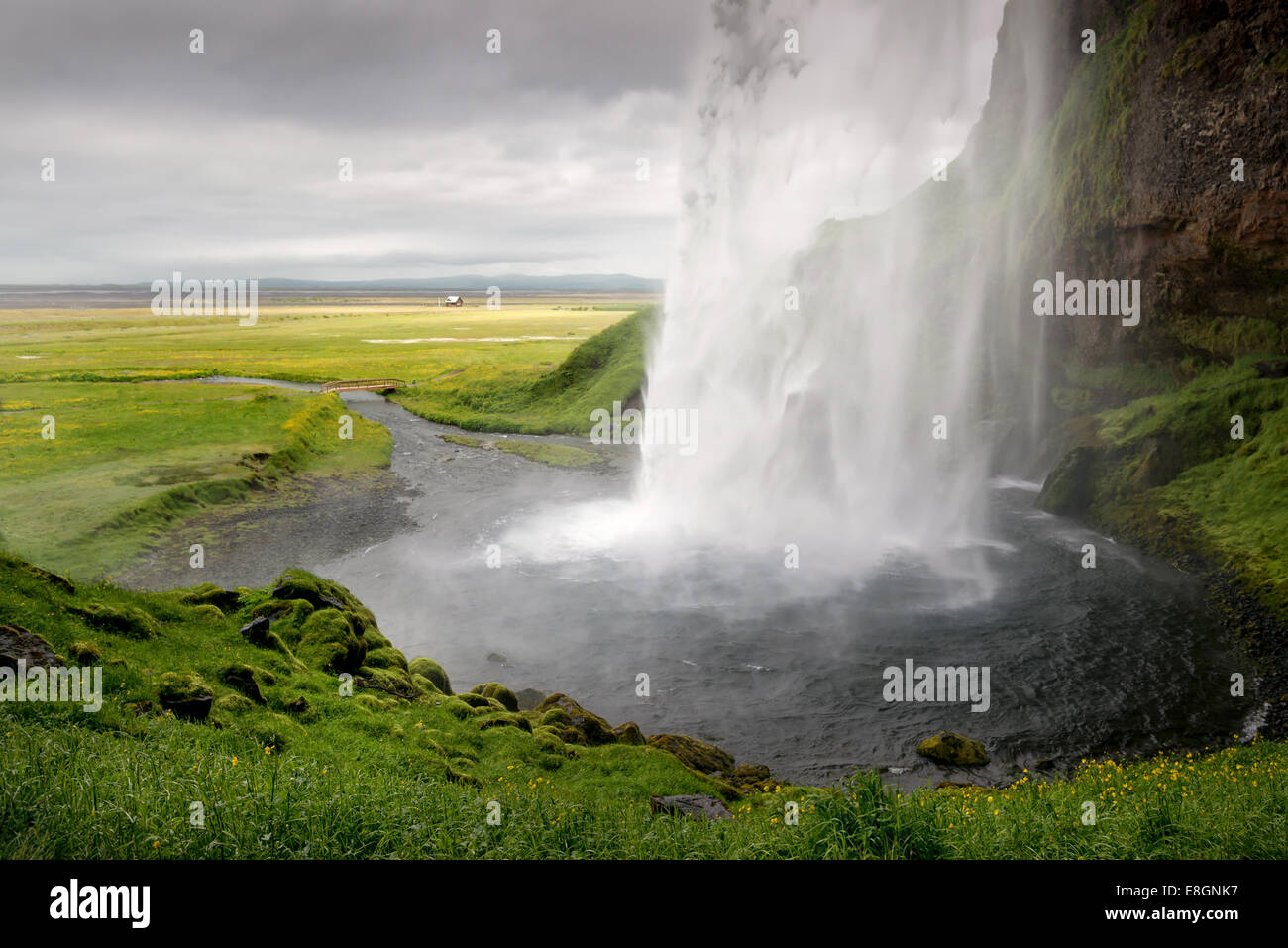 Beautiful nature waterfall in iceland hi-res stock photography and ...