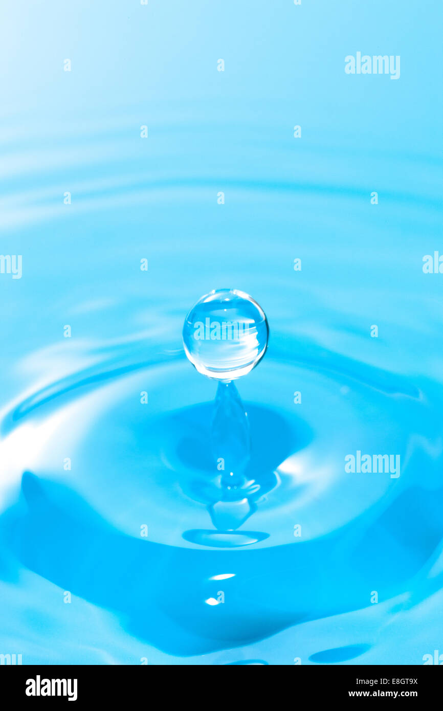 Drop water sphere splash Cut Out Stock Images & Pictures - Alamy