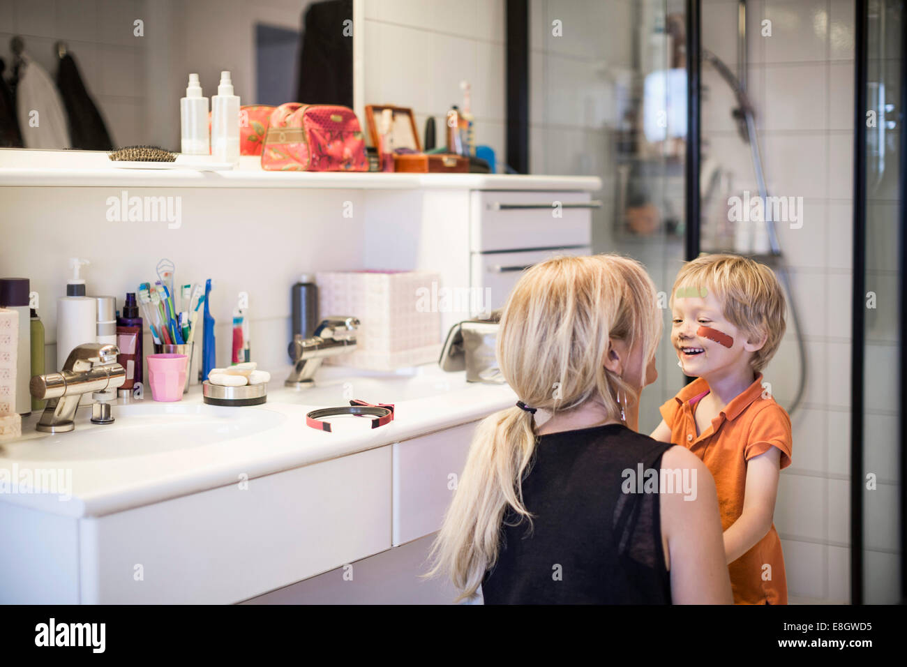 Face injuries hi-res stock photography and images - Alamy