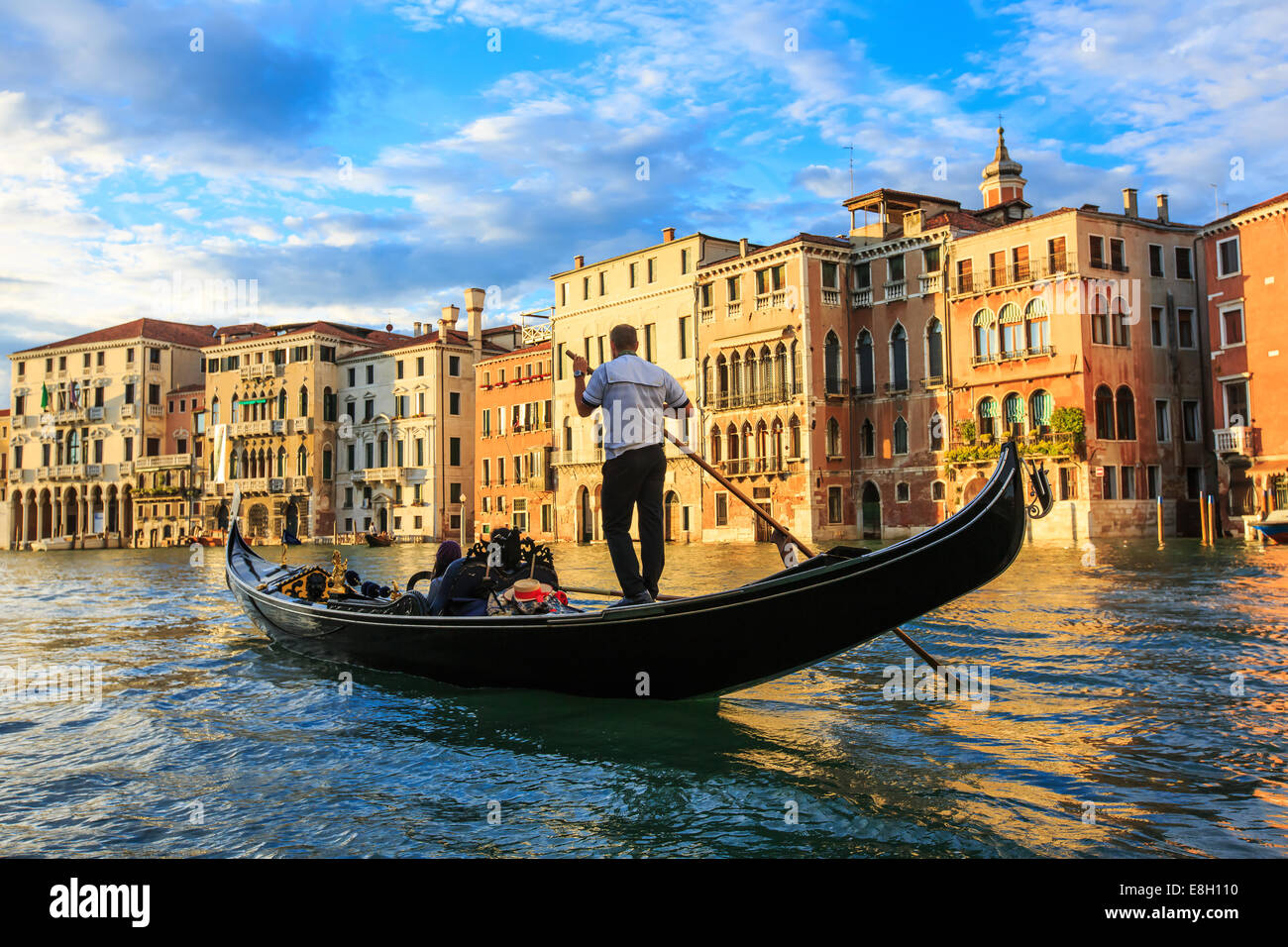 Venice italy boats famous landmark hi-res stock photography and images ...