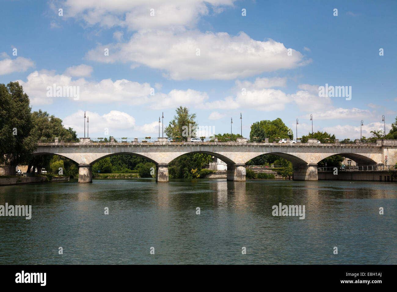 Ponte Neuf over the River Charente at Cognac France Stock Photo - Alamy