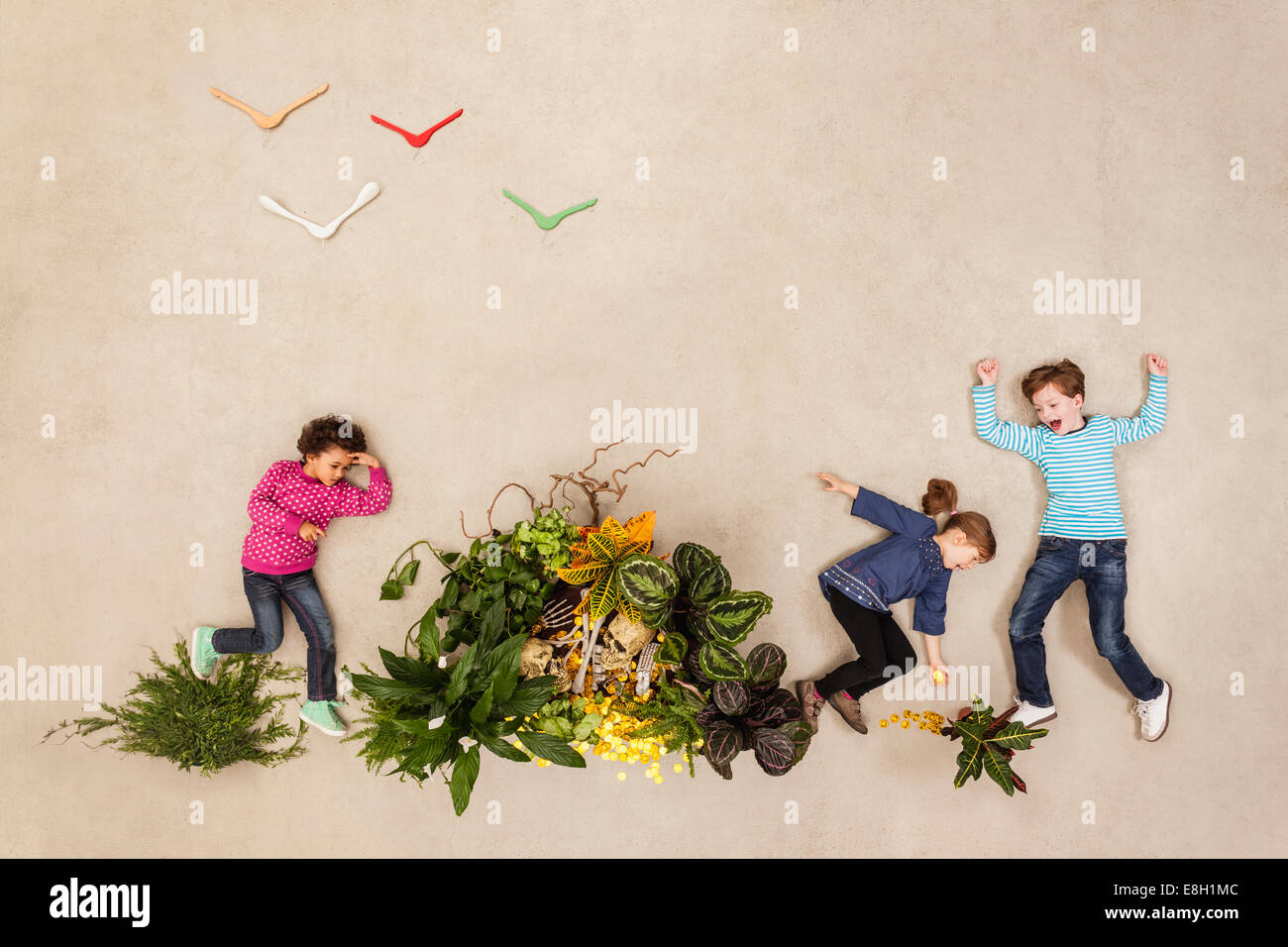 Children finding gold treasure Stock Photo - Alamy