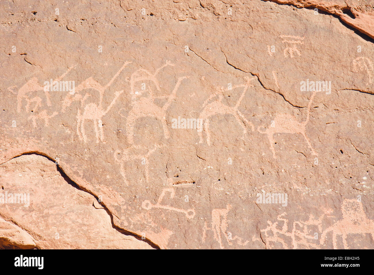 Alameleh inscriptions wadi rum hi-res stock photography and images - Alamy