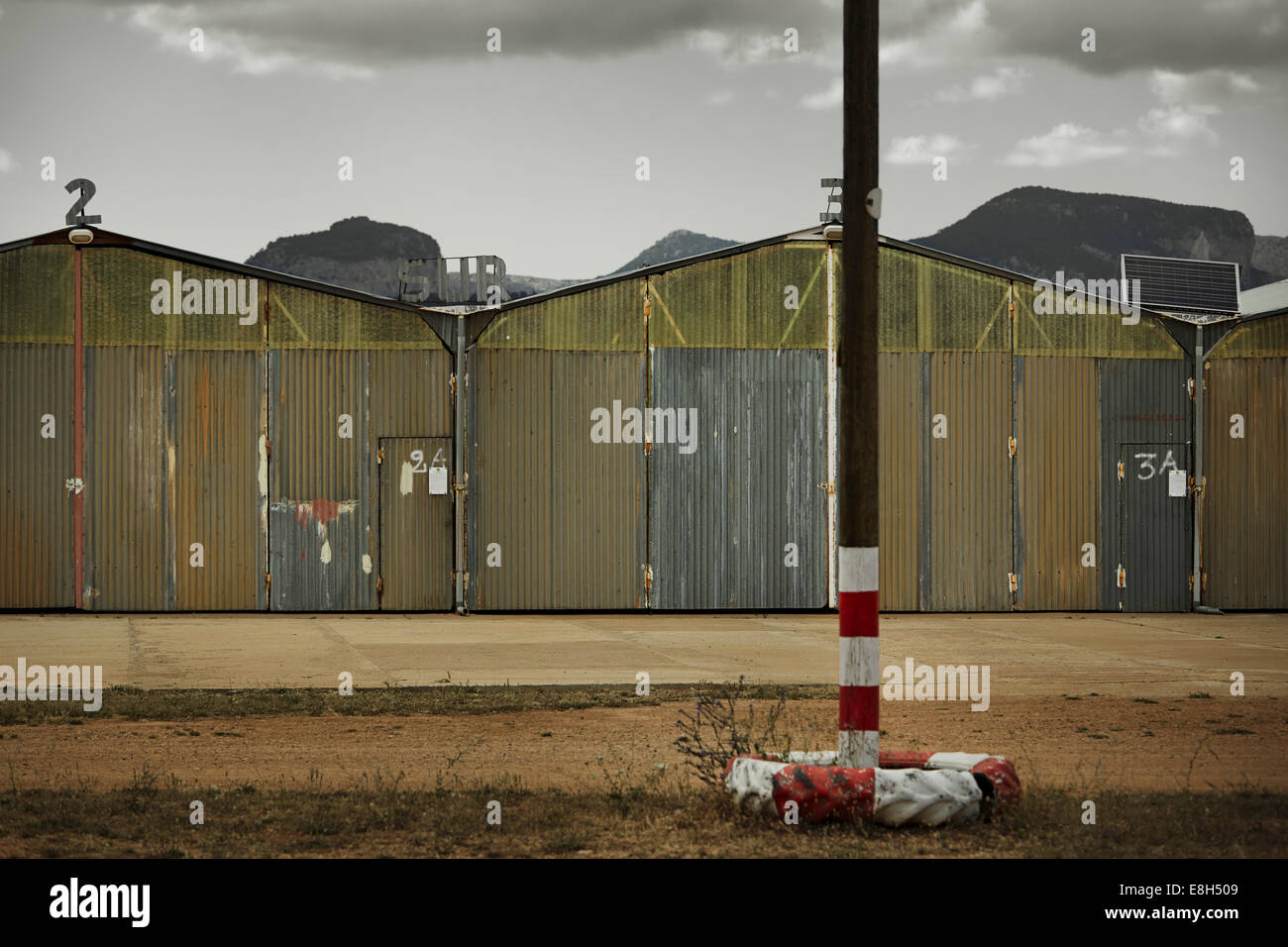 Old shacks in deserted landscape hi-res stock photography and images ...