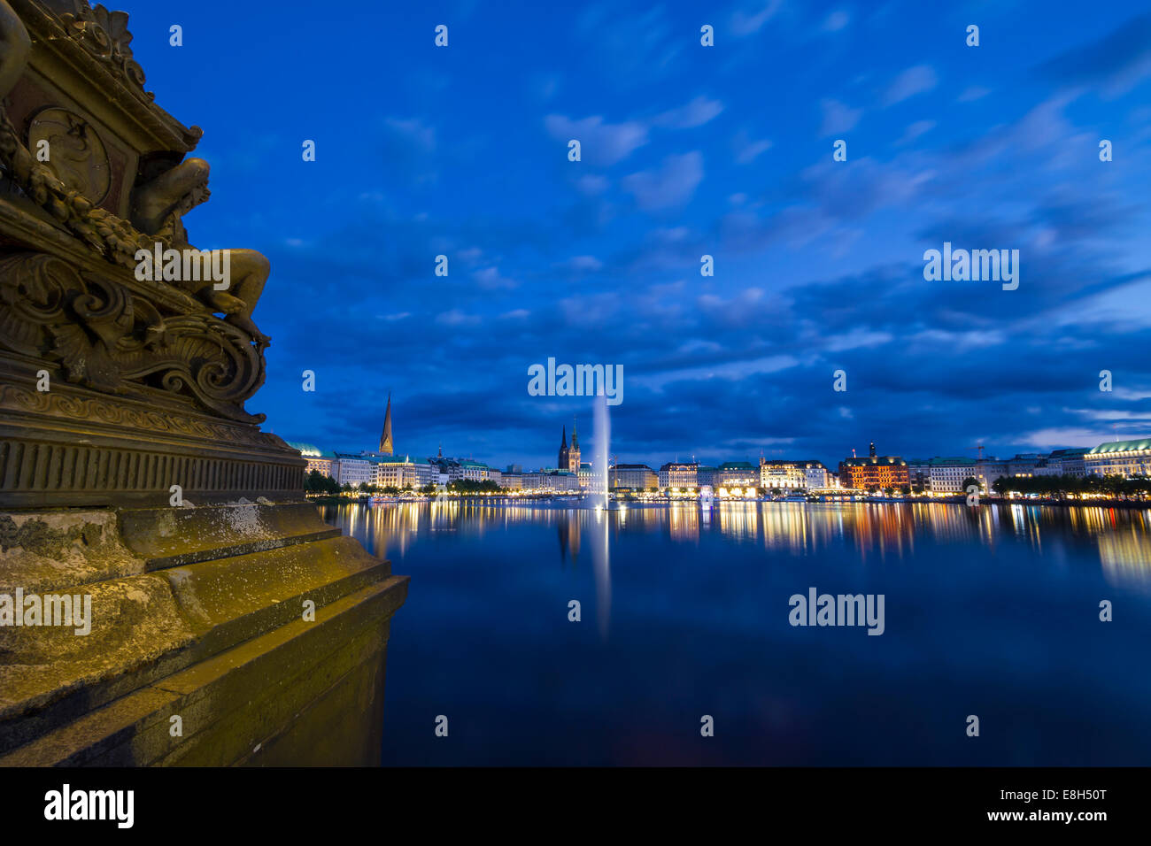 Germany, Hamburg, Inner Alster and Alster fountain at night Stock Photo ...