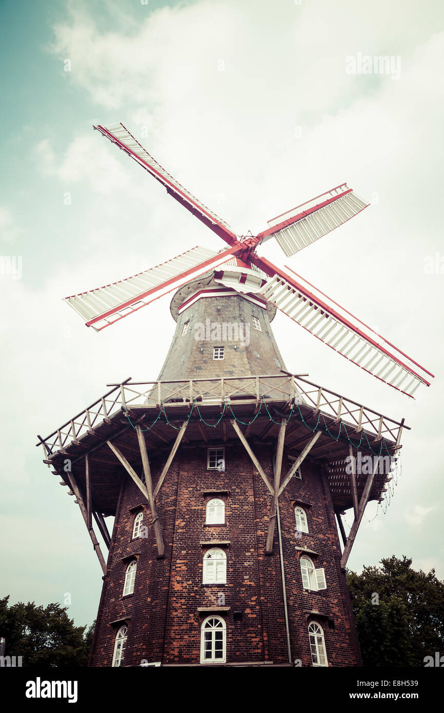Am wall windmill hi-res stock photography and images - Alamy