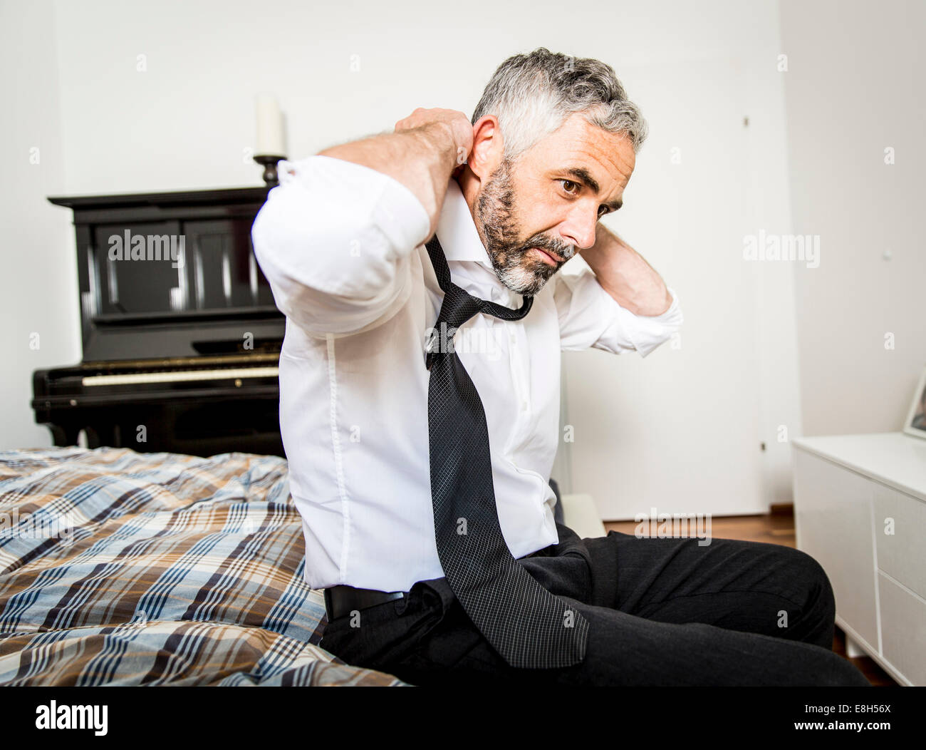 Binding the hair hi-res stock photography and images - Alamy