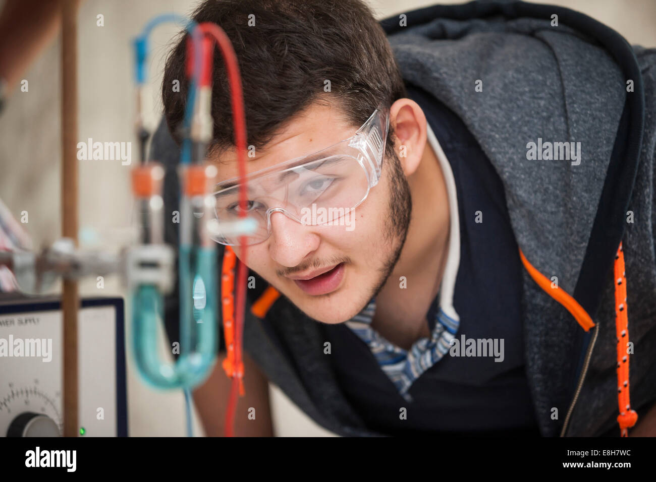 Chemistry class hi-res stock photography and images - Alamy