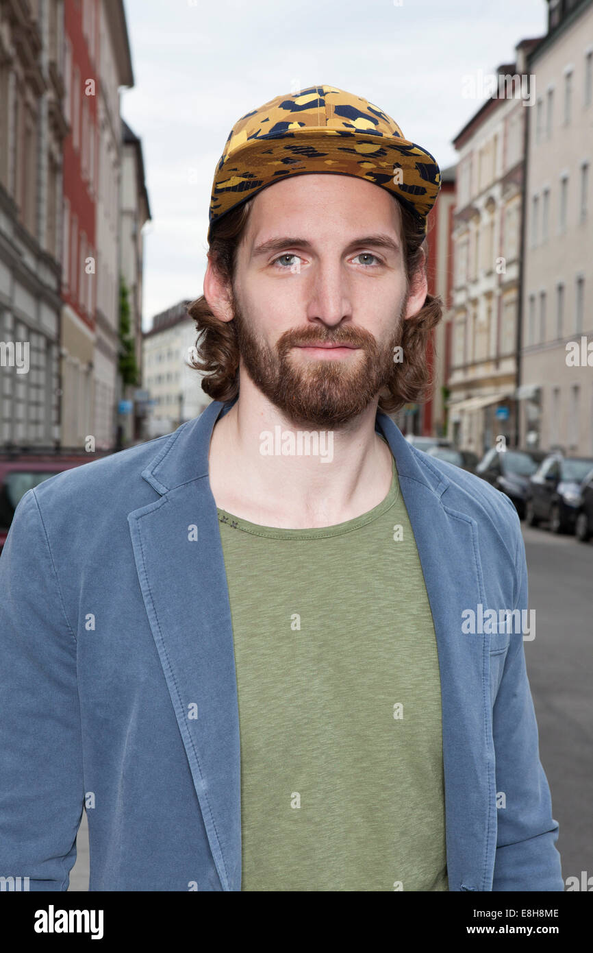 Munich brown house hi-res stock photography and images - Alamy