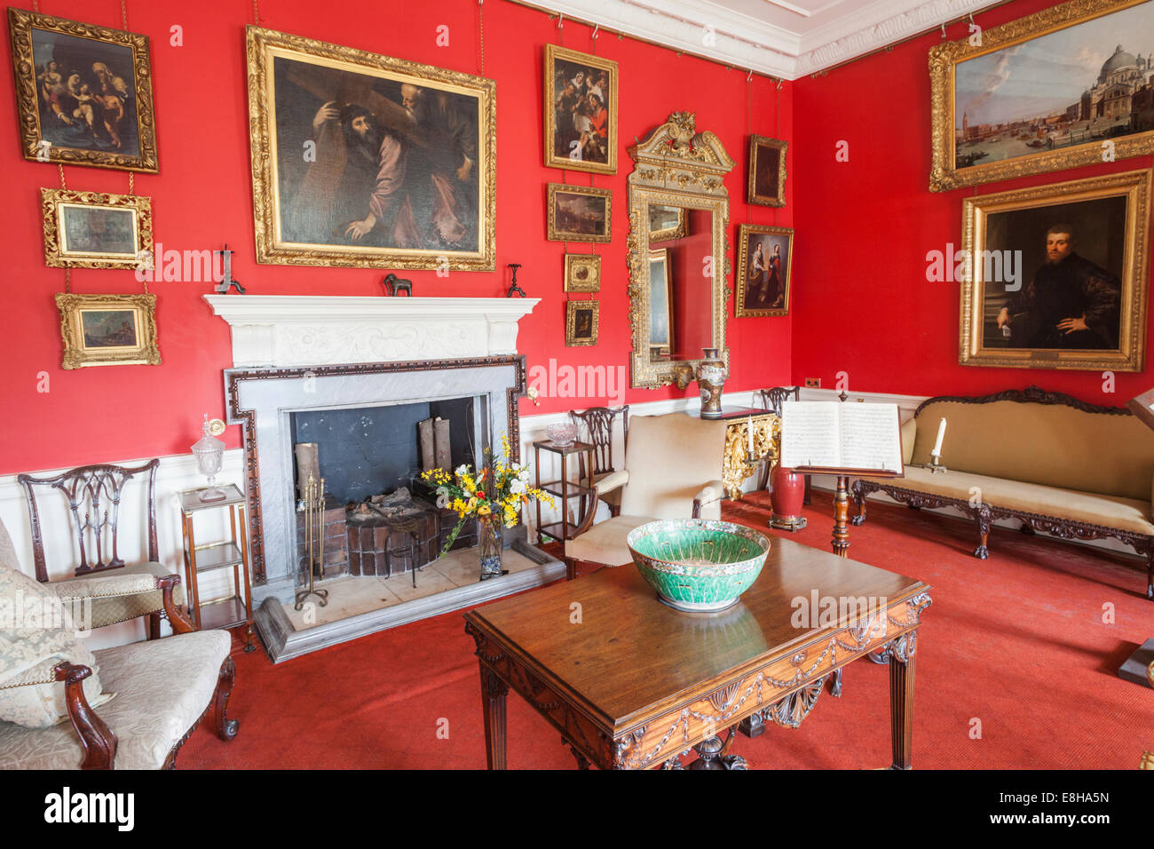 Pollok park interior hi-res stock photography and images - Alamy