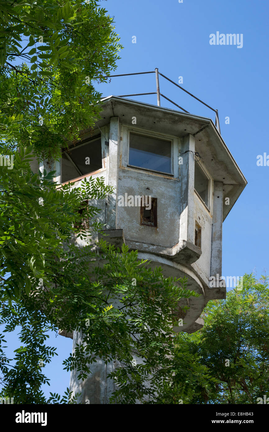 Former border watchtower at potsdamer platz hi-res stock photography ...