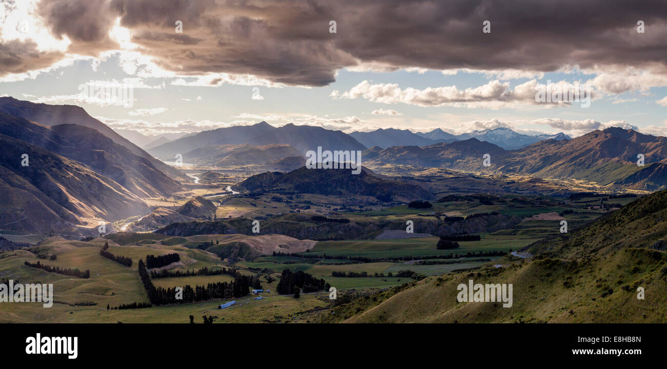 Arrow island hi-res stock photography and images - Alamy