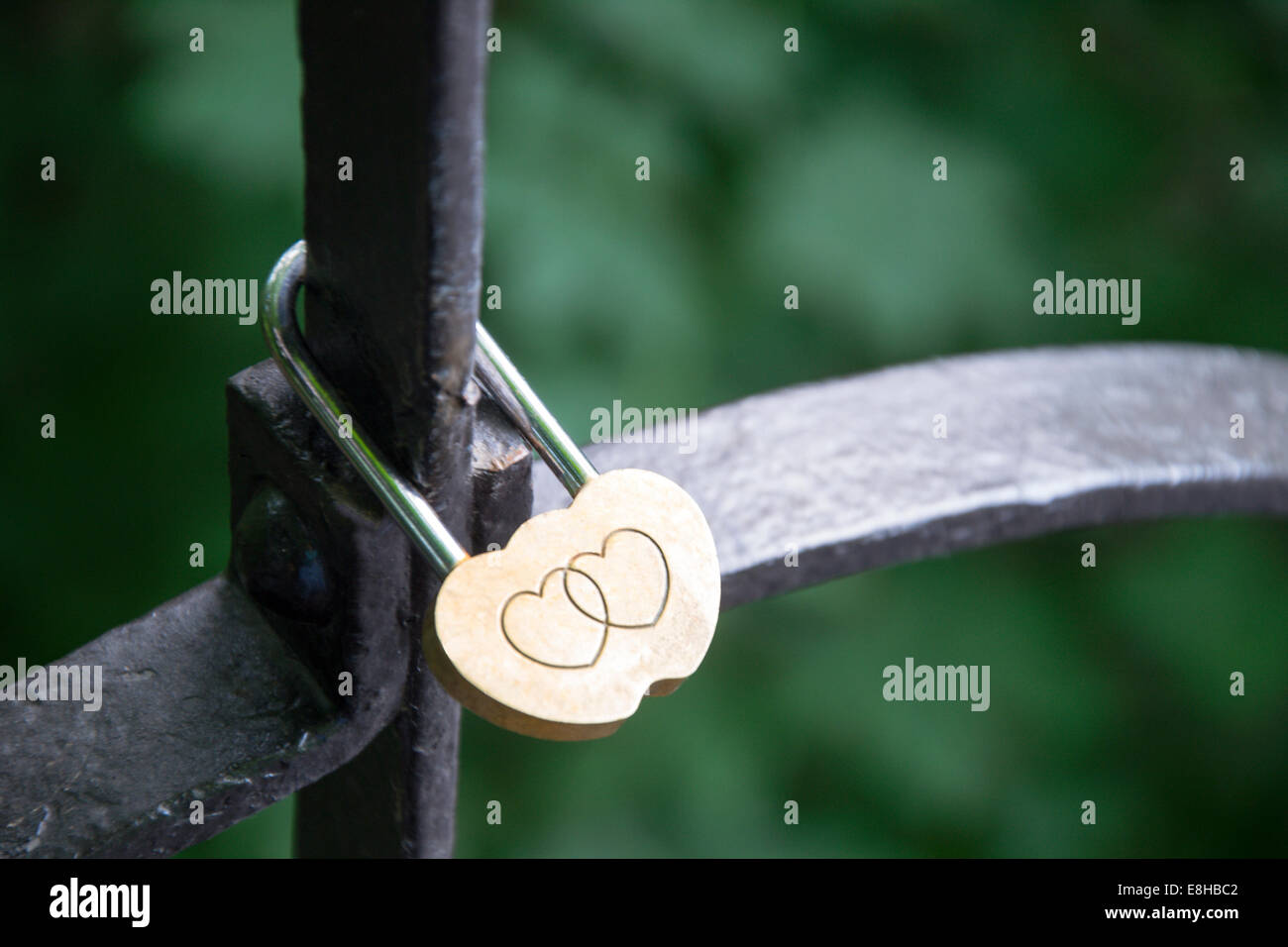 Hanging lock hi-res stock photography and images - Alamy