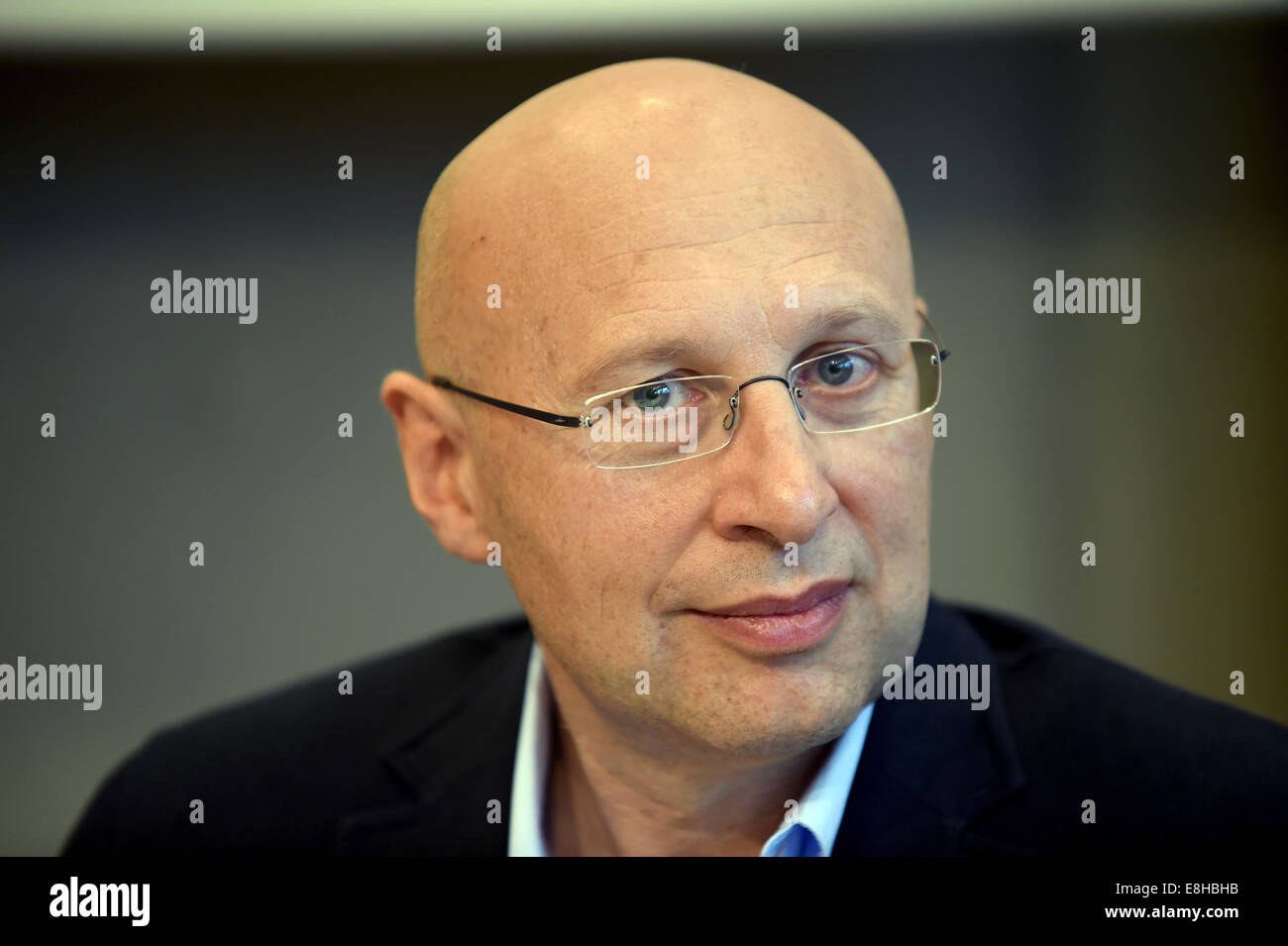 Goettingen, Germany. 8th Oct, 2014. Nobel Laureate in Chemistry Stefan ...
