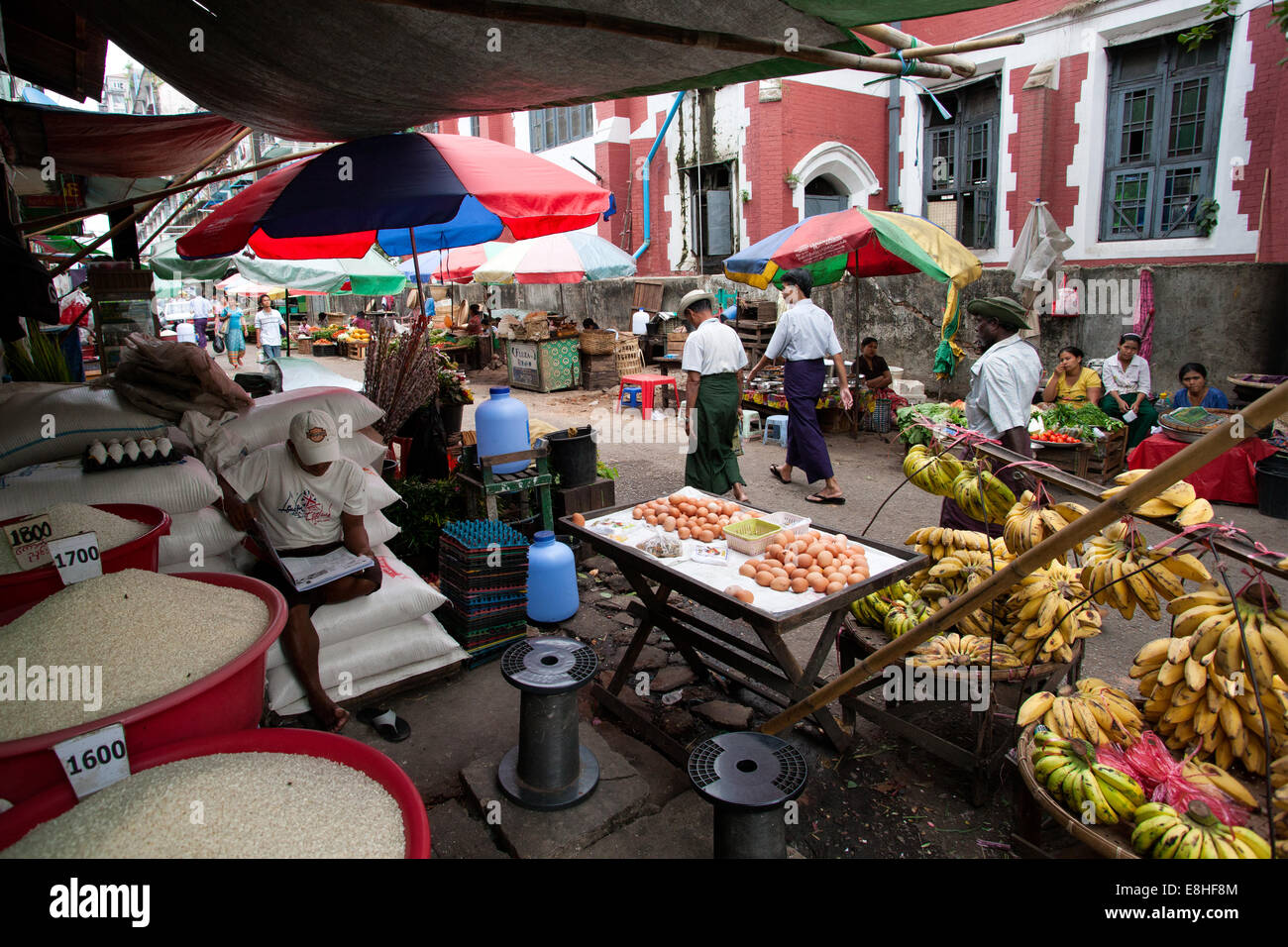 Street scene in Yangon, Burma, Myanmar Stock Photo - Alamy