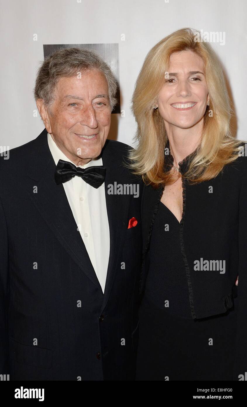 New York, NY, USA. 7th Oct, 2014. Tony Bennett, Susan Crow at arrivals ...